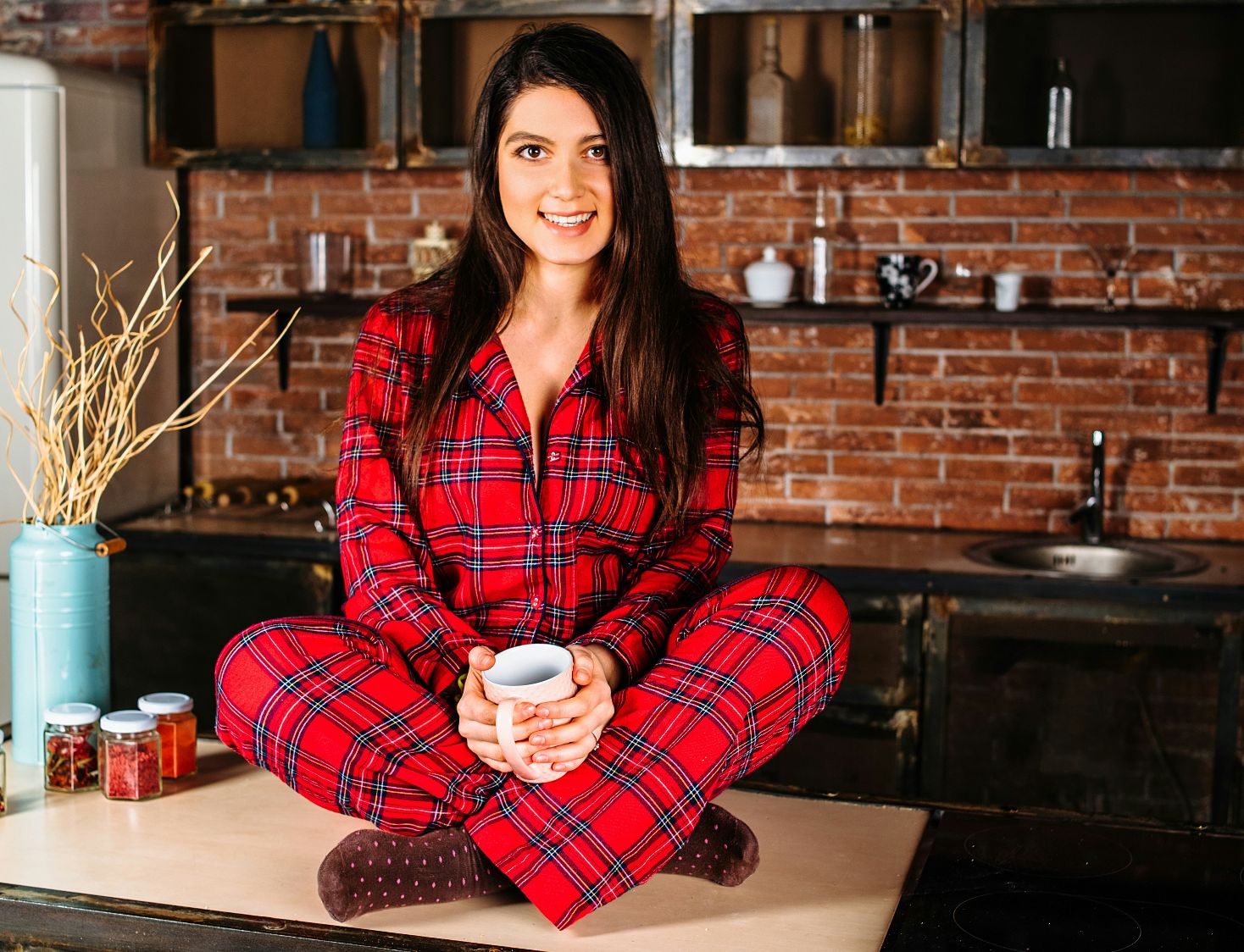 Comfort Over Fashion: The 10 Comfiest Clothes You Can Be A Couch Potato ...