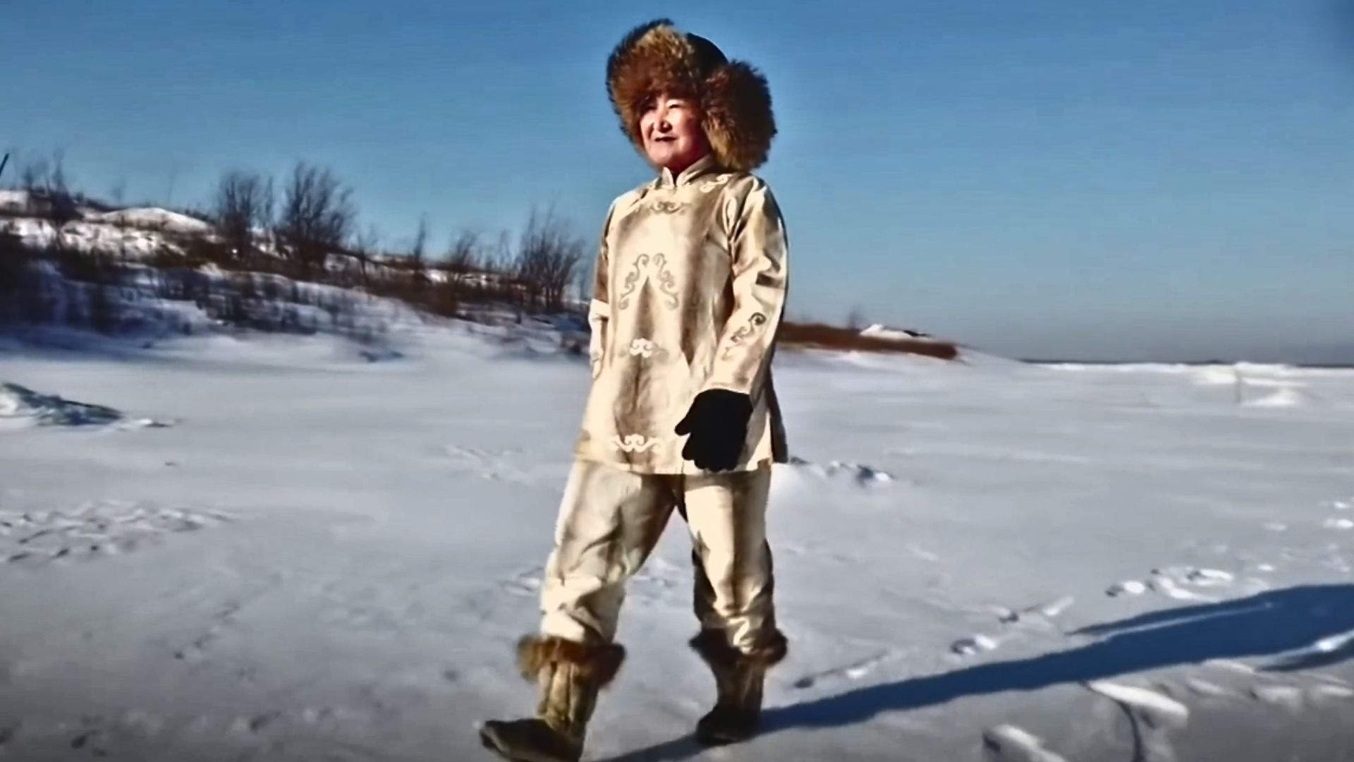 20 Surprising Things You Can Turn Into Clothes - SheFashionable